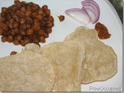 PreeOccupied: Sunday Brunch ~ Chana Pindi & Puri
